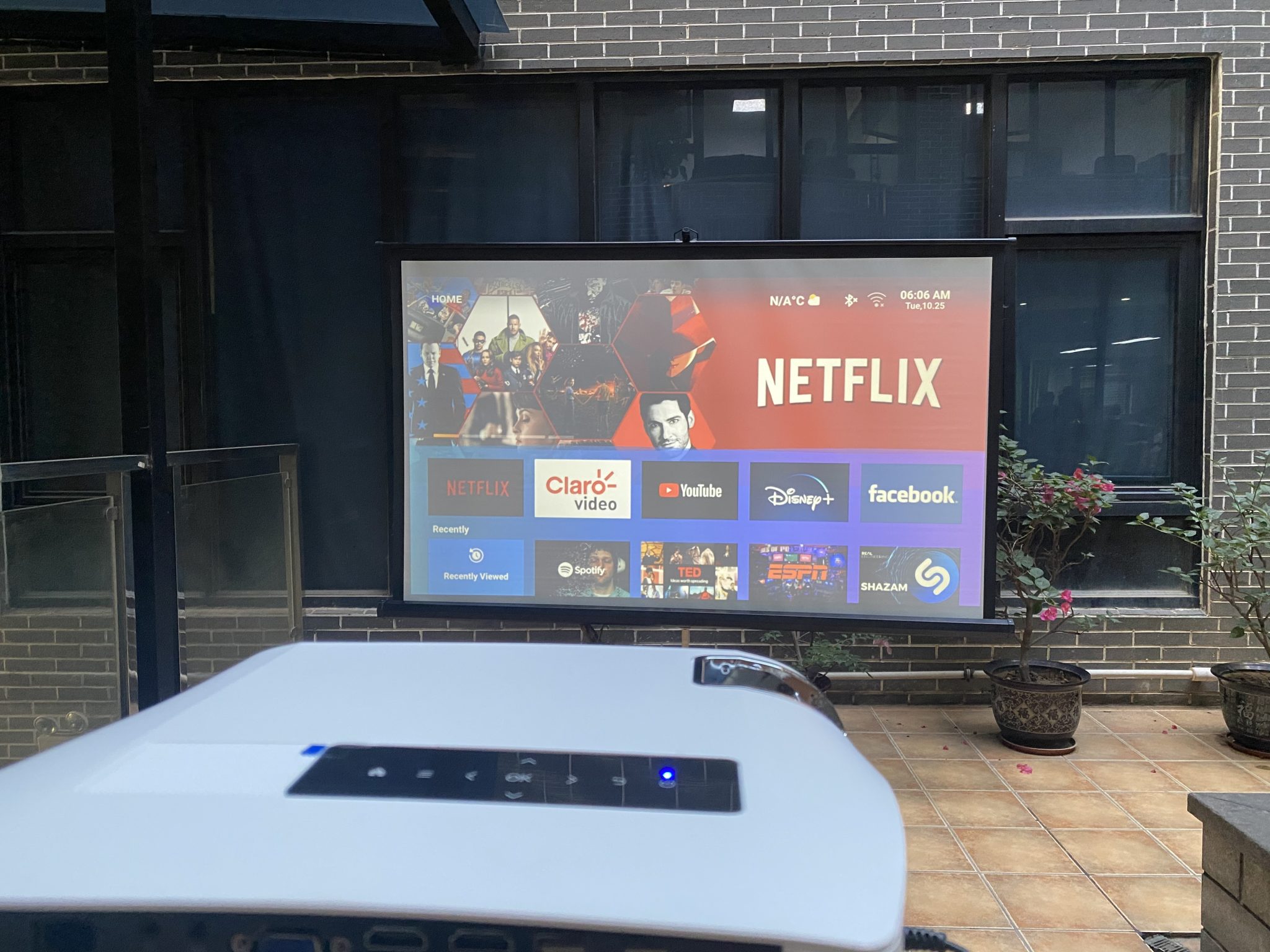 Exploring Daytime Projectors: New Audiovisual Choice for Adapting to ...